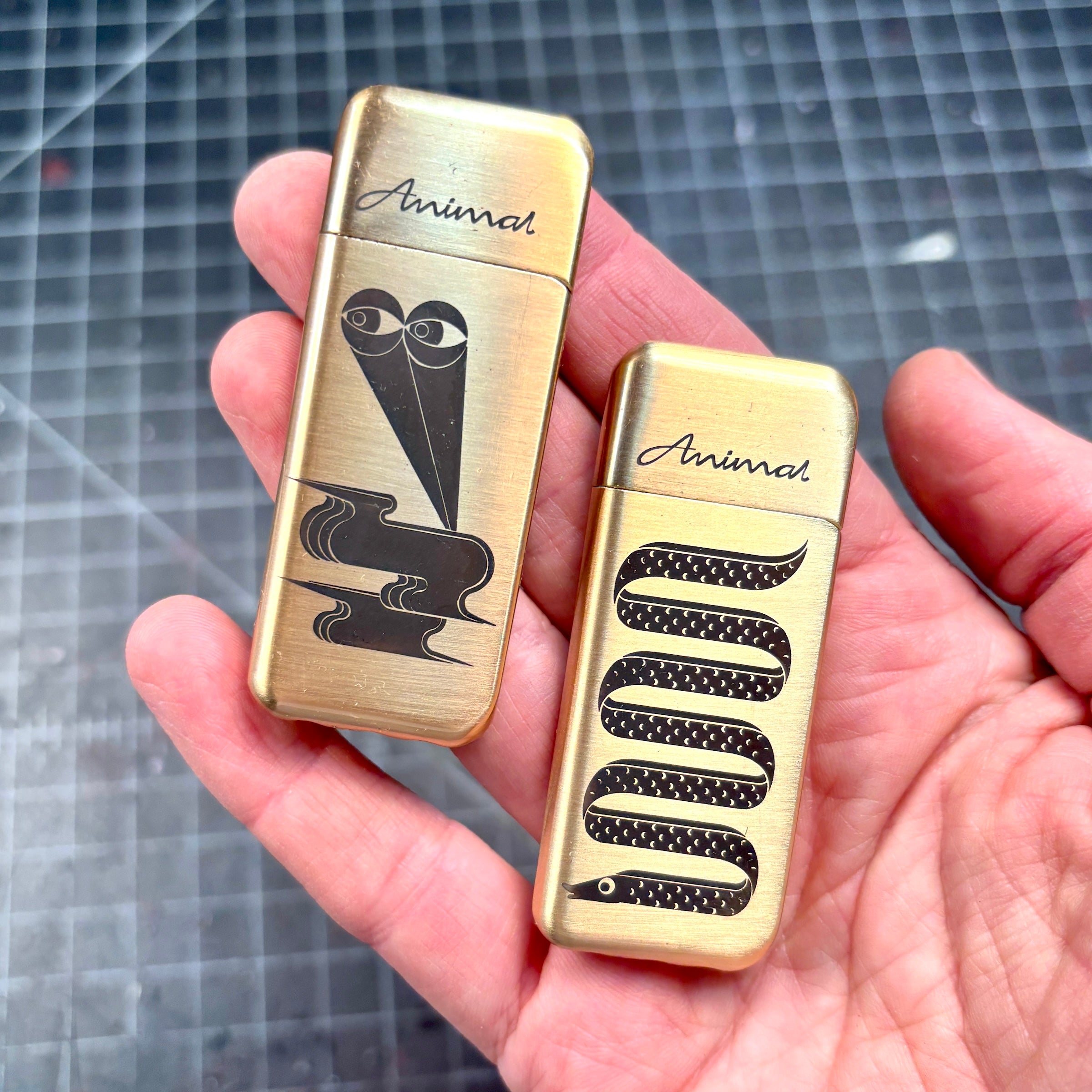 The Flat Lighter – Animal Handmade